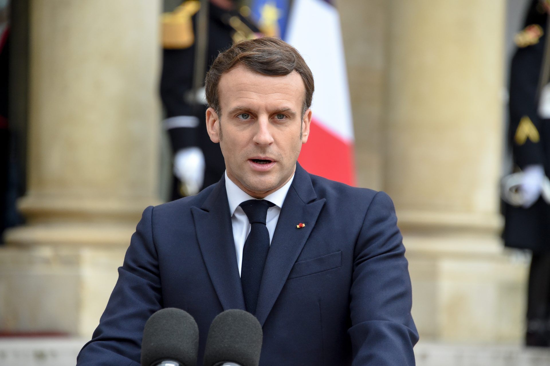 Macron Supports u.s.-Iran Dialogue, Floats Himself as 'Honest Broker ...