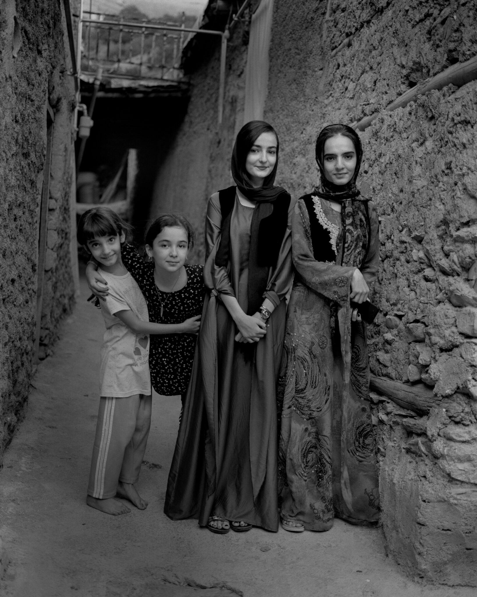 Portraits of Iranians in 2022: Alexandre Arminjon Opens Photography ...