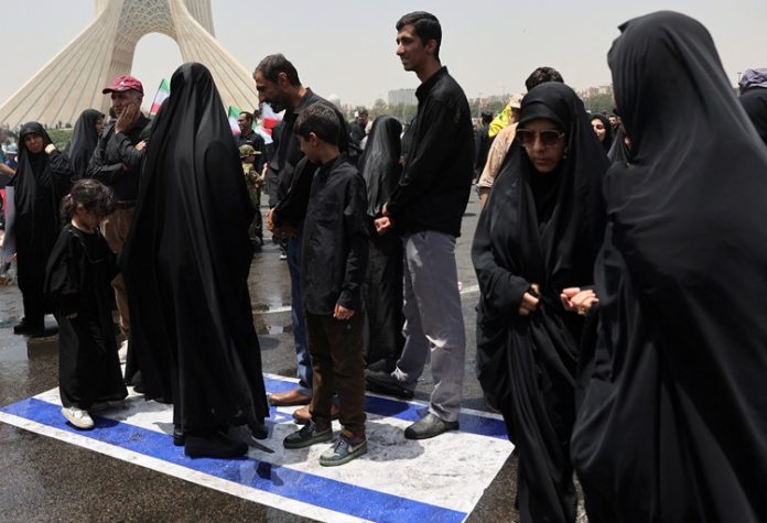 Iran Holds Funeral for Senior Military Commanders and Scientists Killed ...